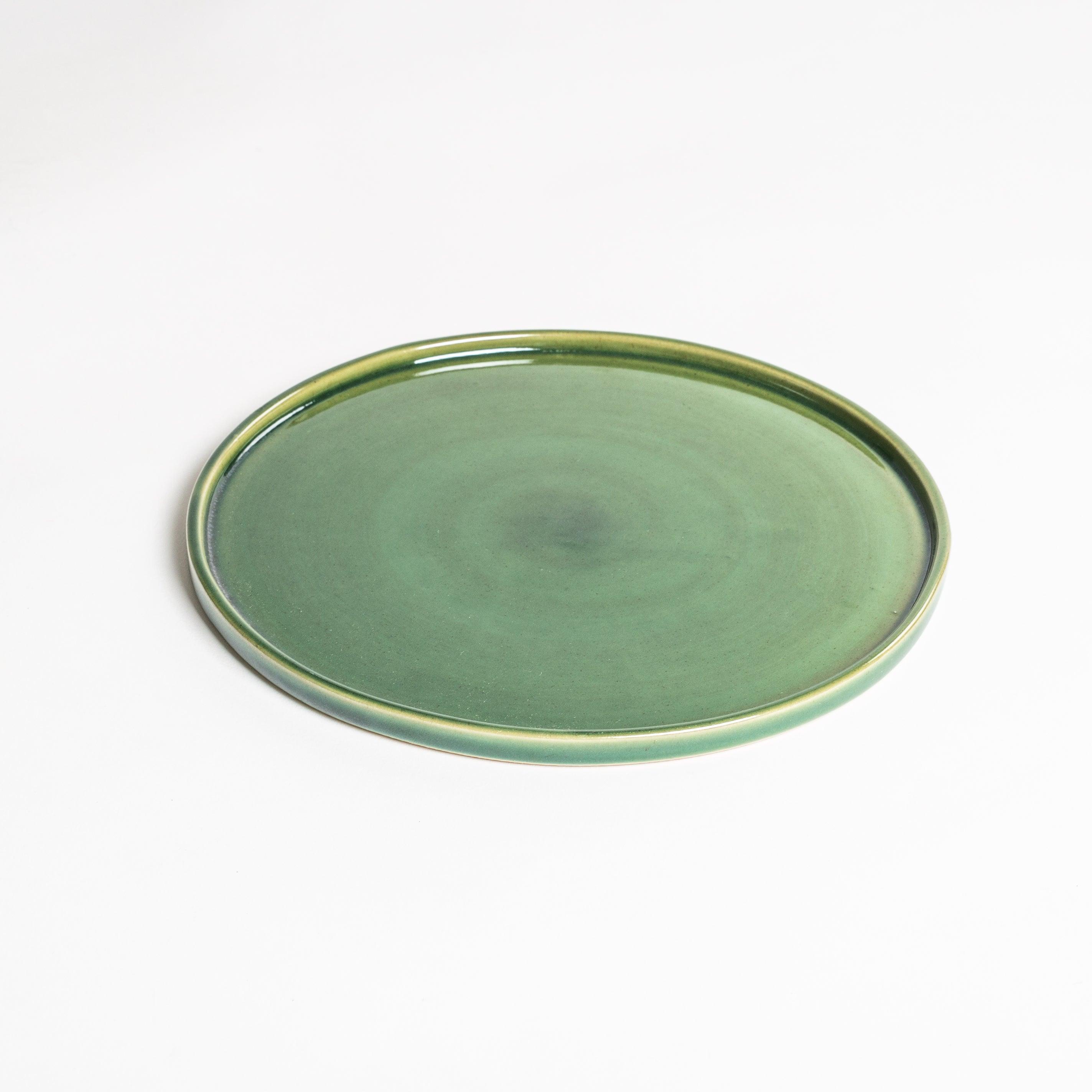 Forest Green 23.5cm Stoneware Flat Dinner Plate – Bespoke 77